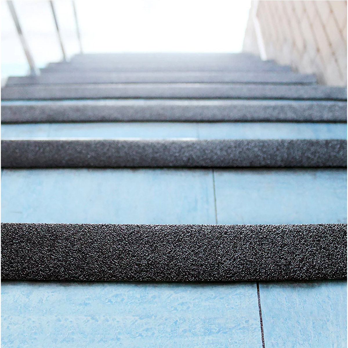 COBA Gripfoot Black Slip-Resistant Treads (Pack of 10) | Coba | Stair ...