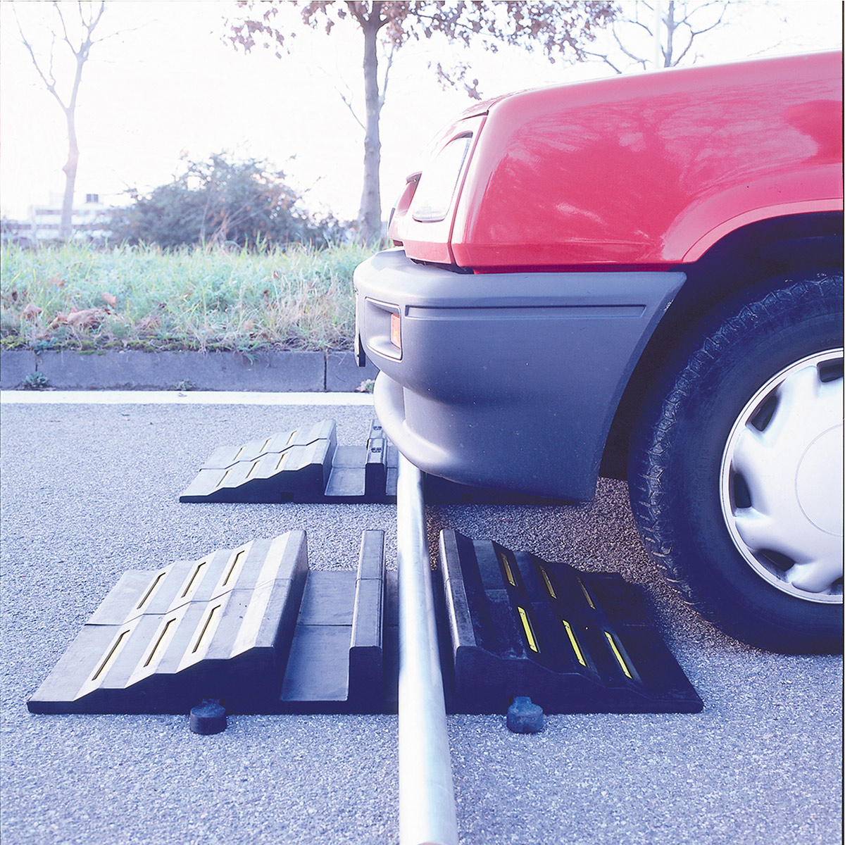 TRAFFIC-LINE Two-Channel Hose/Cable Protection Ramp | Traffic-Line ...